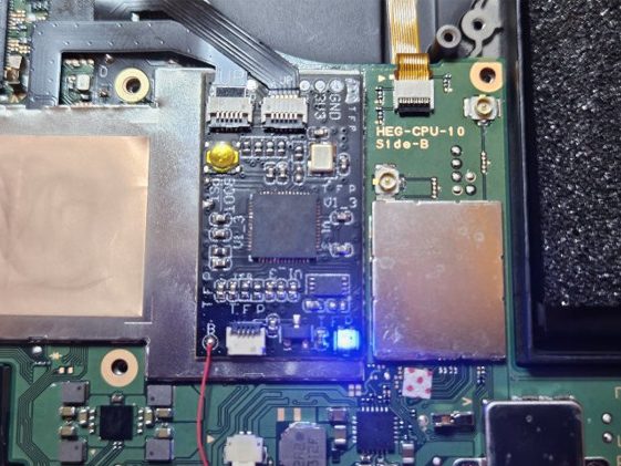 Pose de puce PICOFLY RP2040 Atmosphère Switch Paris